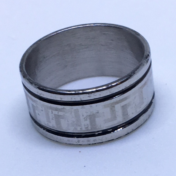 3 Royal Dazzy | Jewelry | Silver Blocky Pattern Lines Stainless Steel ...